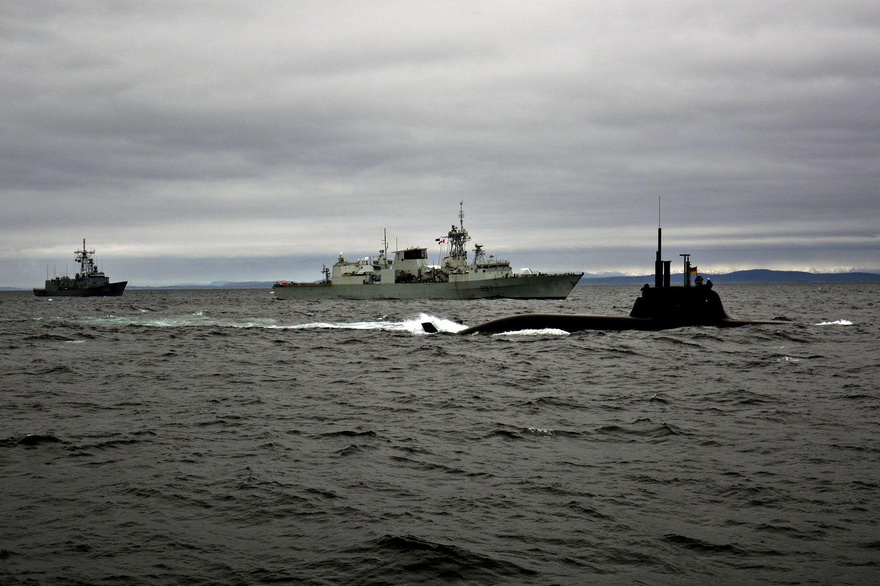 Sailors Join NATO Allies in Sub Exercise as Russia Threat Grows ...