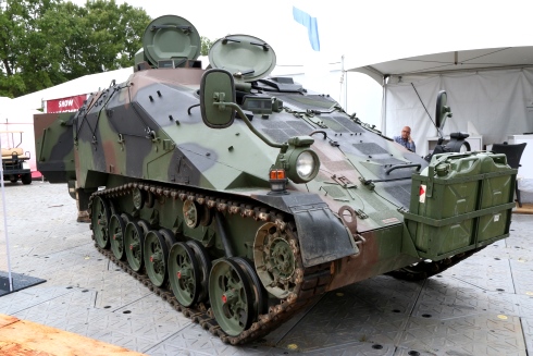 U.S. Army Testing Light Recon Vehicles | Military.com